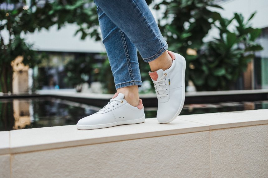 Barefoot sneakers for women | Be Lenka