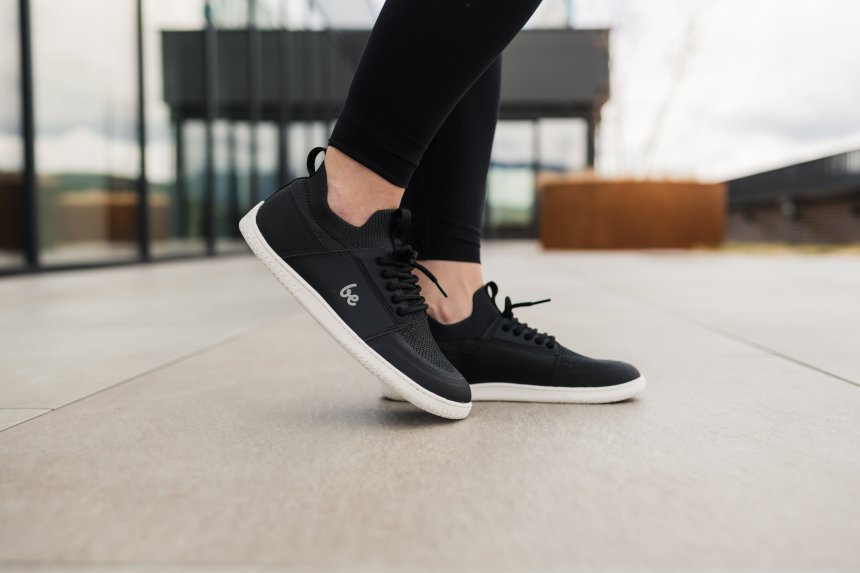 Barefoot shoes for women with unique design | Be Lenka